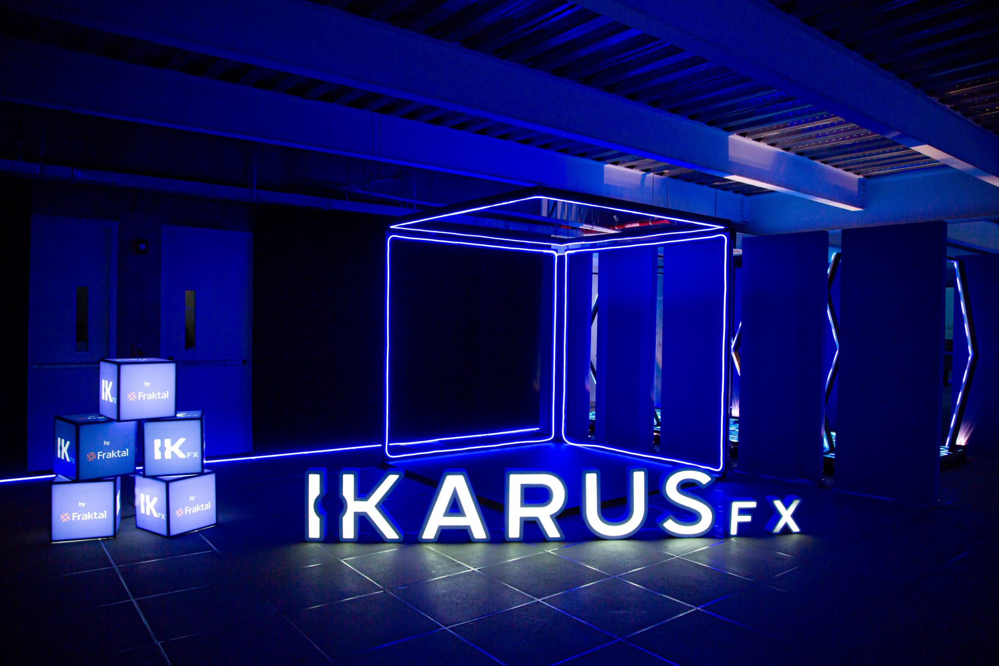 IKarus FX – Lleva tus inversiones a nuevas alturas.